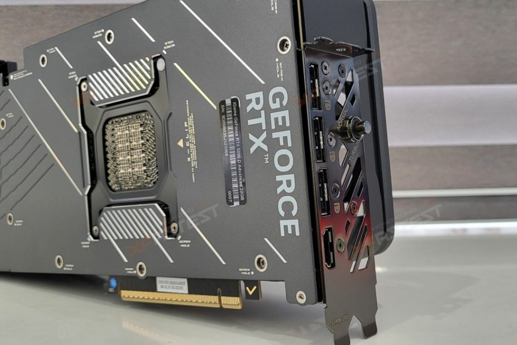 [XF 開箱] NVIDIA 全新旗艦 RTX 5090 D 核心架構‧AI‧DLSS 4‧效能‧功耗全面測試 - XFastest Hong ...